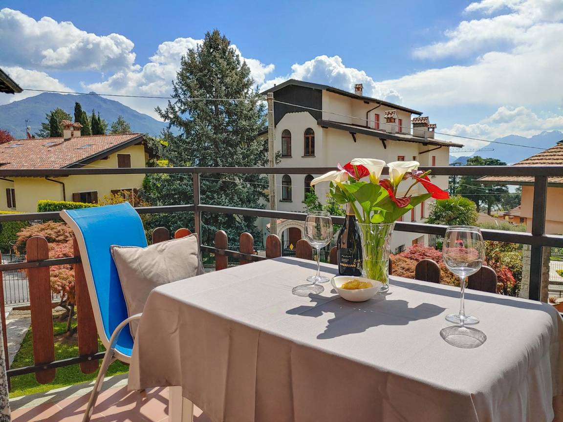 90 M² Ferienhaus ∙ 3 Schlafzimmer ∙ 6 Gäste - Menaggio