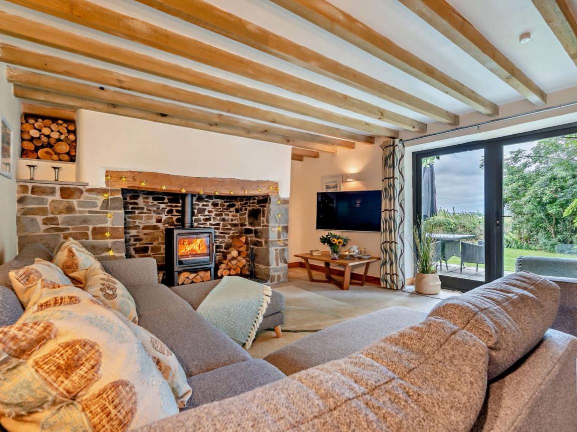 Cottage ∙ 2 Bedrooms ∙ 4 Guests - Stratton