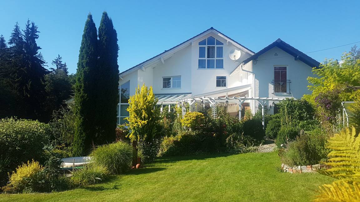 67 M² Ferienwohnung ∙ 1 Schlafzimmer ∙ 3 Gäste - Frauenau