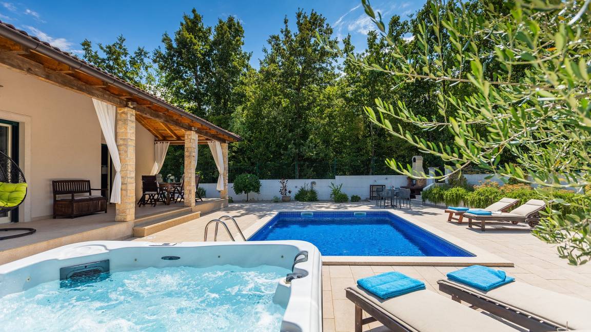 120 M² Villa Vacanza ∙ 2 Camere Da Letto ∙ 6 Ospiti - Rakalj