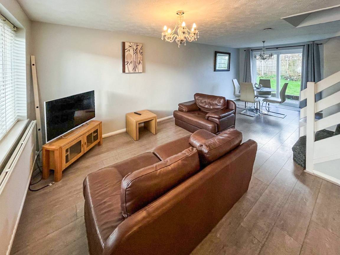 Cottage ∙ 4 Bedrooms ∙ 8 Guests - Tenterden