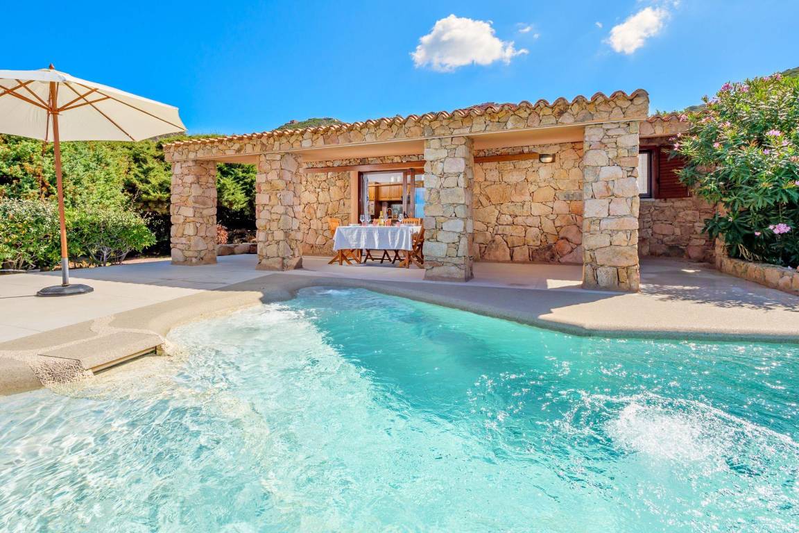 80 M² Apartamento ∙ 2 Habitaciones ∙ 4 Huéspedes - Costa Paradiso