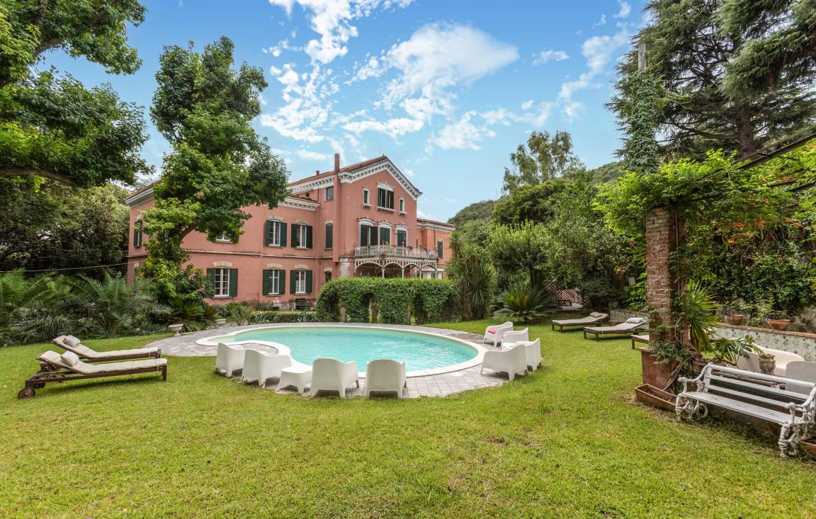 236 M² Maisonette ∙ 3 Bedrooms ∙ 6 Guests - Salerno