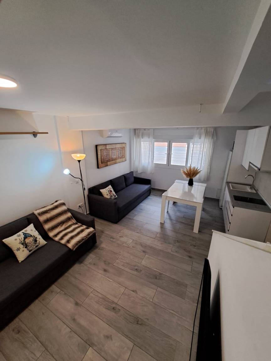 125 M² Apartamento ∙ 2 Habitaciones ∙ 10 Huéspedes - San Sebastián de los Reyes
