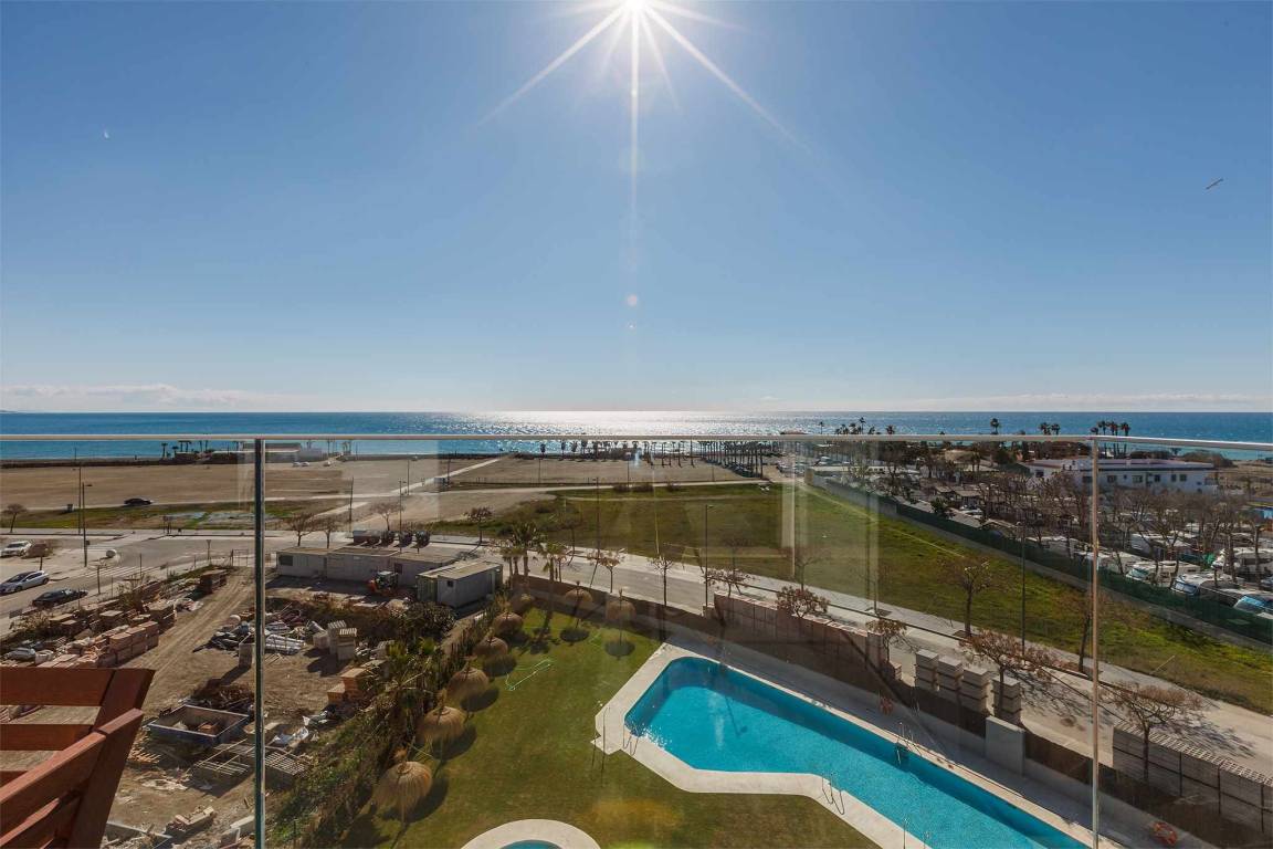 65 M² Apartamento ∙ 2 Quartos ∙ 4 Hóspedes - Torre del Mar