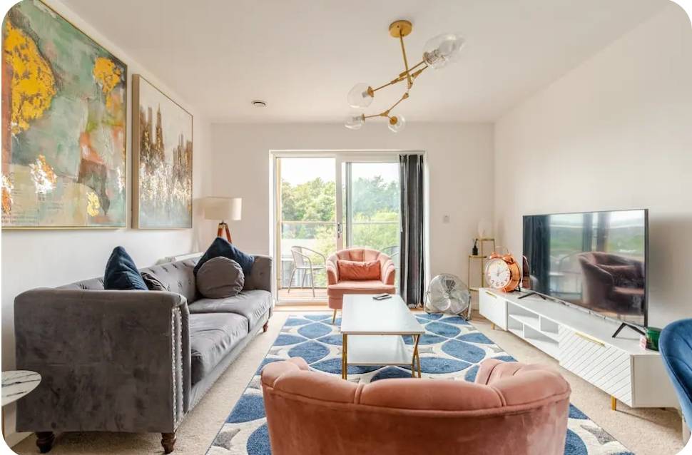 75 M² Apartment ∙ 2 Bedrooms ∙ 4 Guests - Gillingham