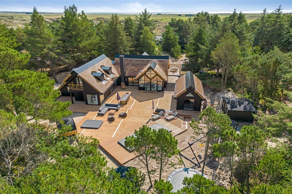233 M² Huis ∙ 5 Slaapkamers ∙ 10 Gasten - Blåvand