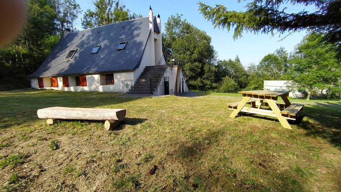 120 M² Gîte ∙ 4 Chambres ∙ 6 Personnes - Val d'Azun