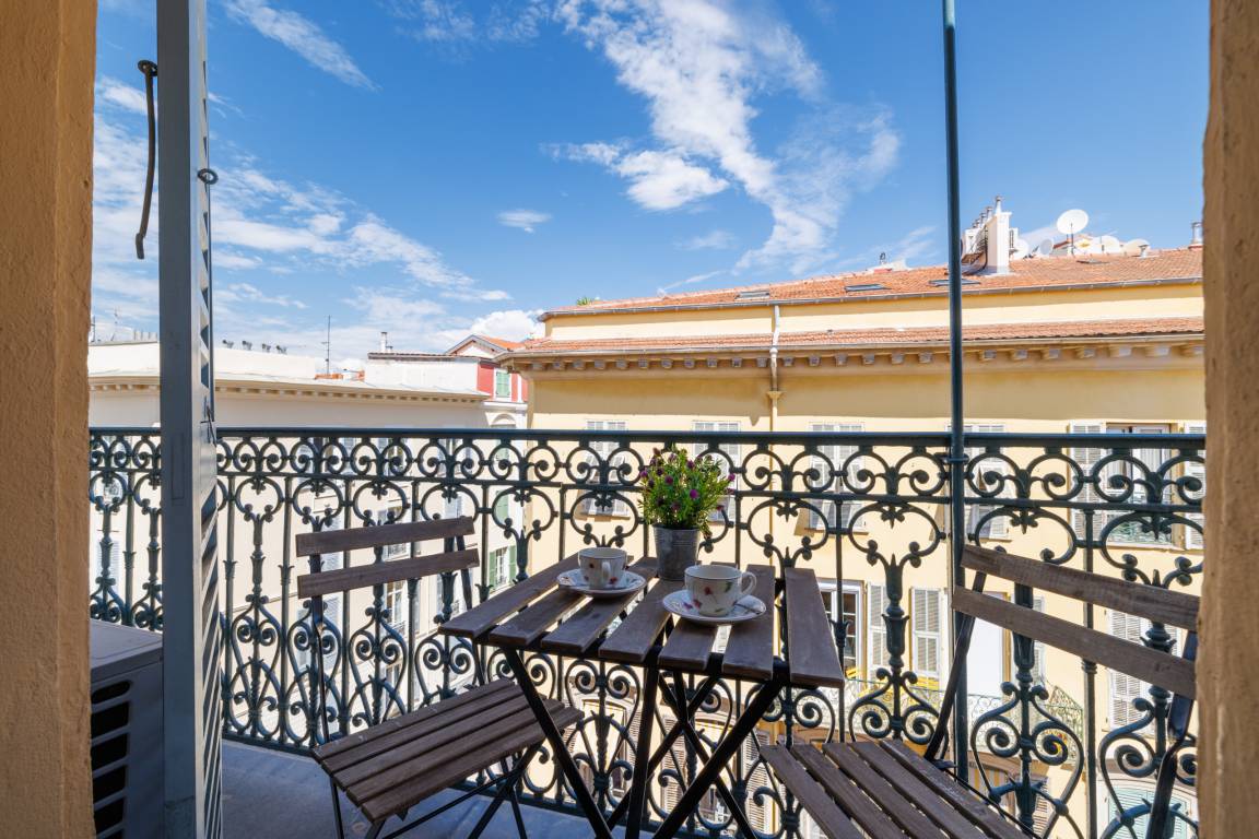 39 M² Appartement ∙ 1 Chambre ∙ 4 Personnes - ibis Nice Centre Notre Dame