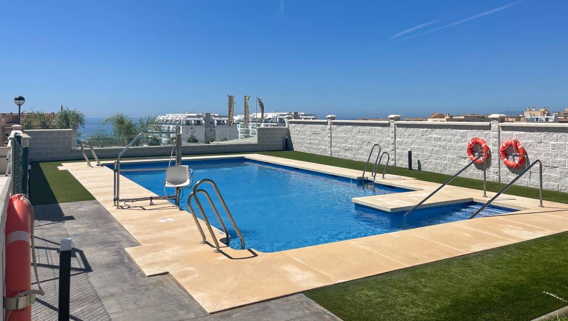75 M² Ferienwohnung ∙ 2 Schlafzimmer ∙ 4 Gäste - Torrox