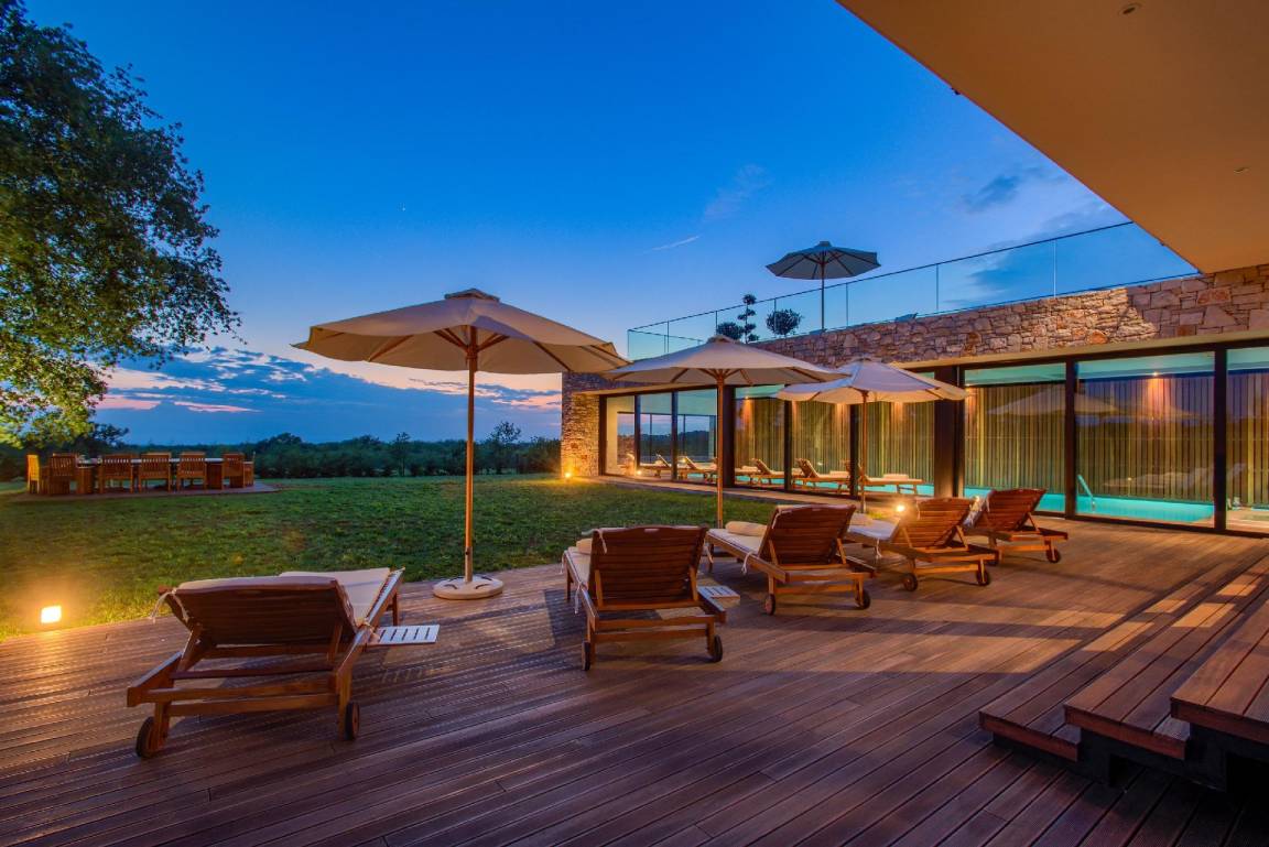 500 M² House ∙ 5 Bedrooms ∙ 10 Guests - Istria