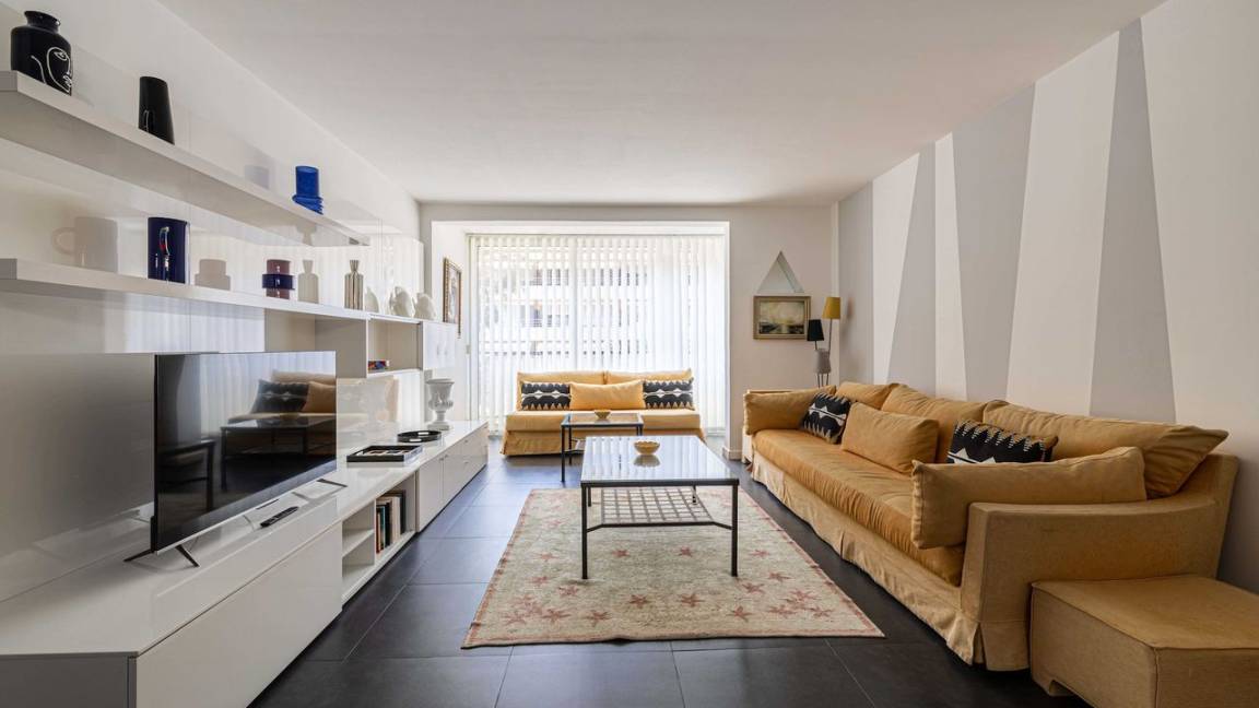 81 M² Apartment ∙ 2 Bedrooms ∙ 4 Guests - Saint-Tropez