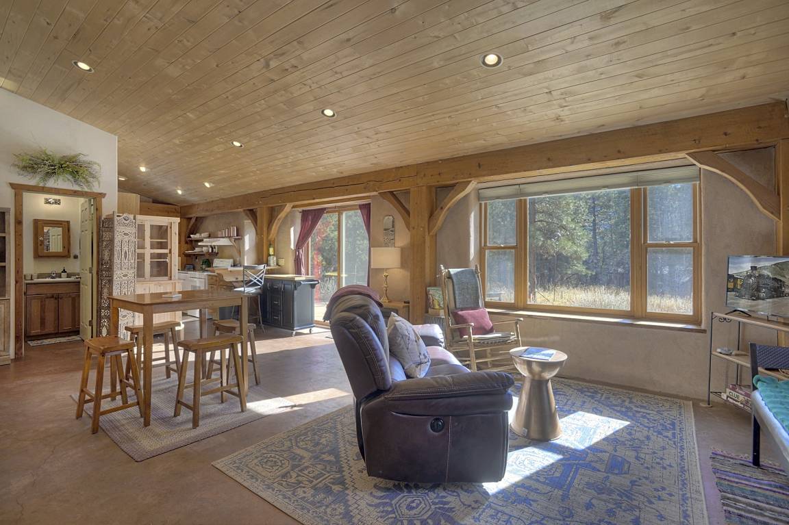 113 M² Cabin ∙ 2 Bedrooms ∙ 4 Guests - Colorado