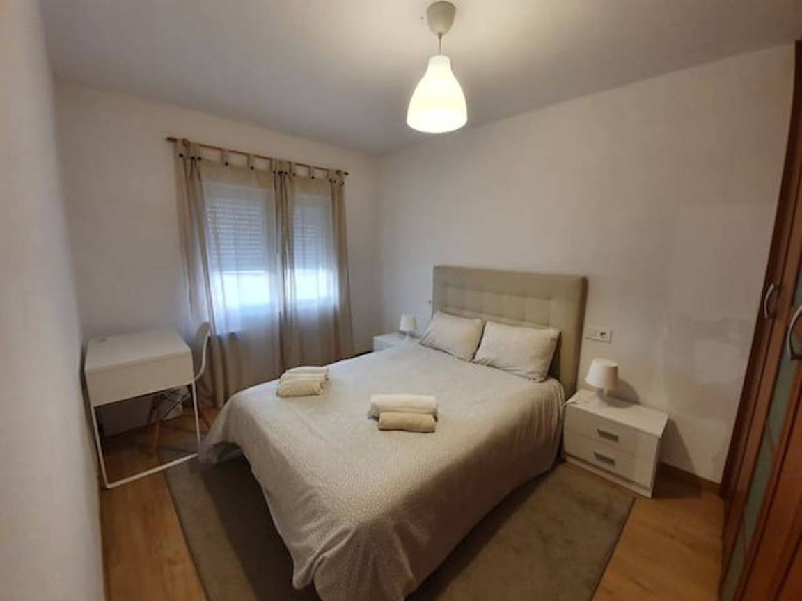 80 M² Apartment ∙ 3 Bedrooms ∙ 6 Guests - Gijón