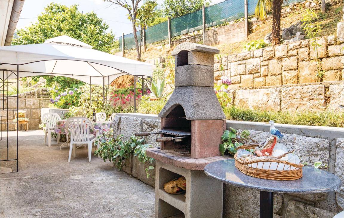 76 M² Apartment ∙ 3 Bedrooms ∙ 6 Guests - Lovran