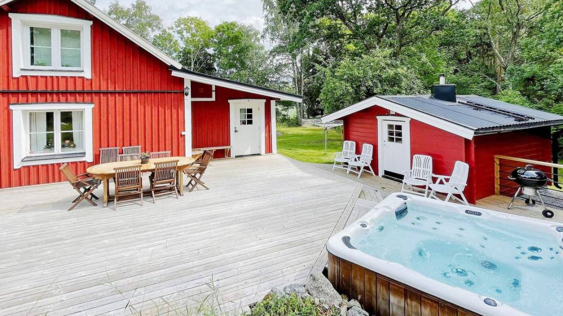 74 M² Hus ∙ 5 Gäster - Bro