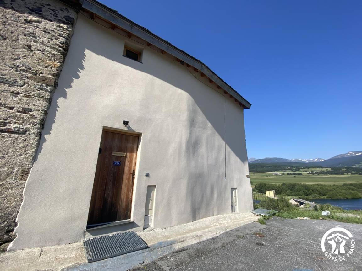 75 M² Gîte ∙ 3 Chambres ∙ 6 Personnes - Puyvalador