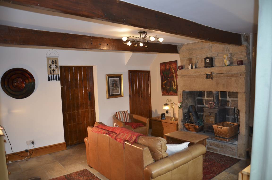 75 M² Cottage ∙ 2 Bedrooms ∙ 4 Guests - Hebden Bridge