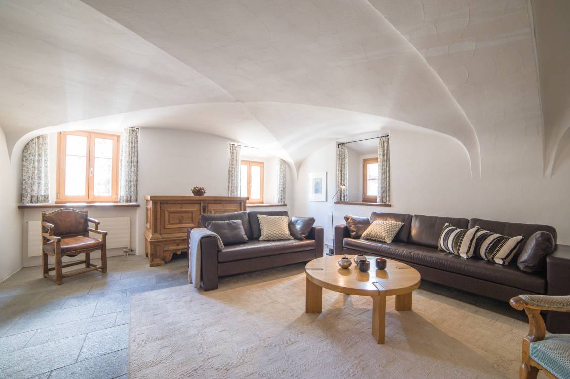 103 M² Ferienwohnung ∙ 1 Schlafzimmer ∙ 4 Gäste - Bever