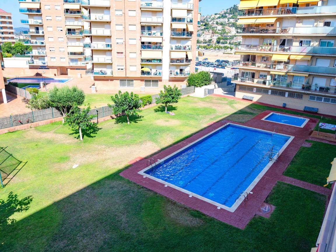 51 M² Huoneisto ∙ 2 Makuuhuonetta ∙ 4 Vierasta - Calella