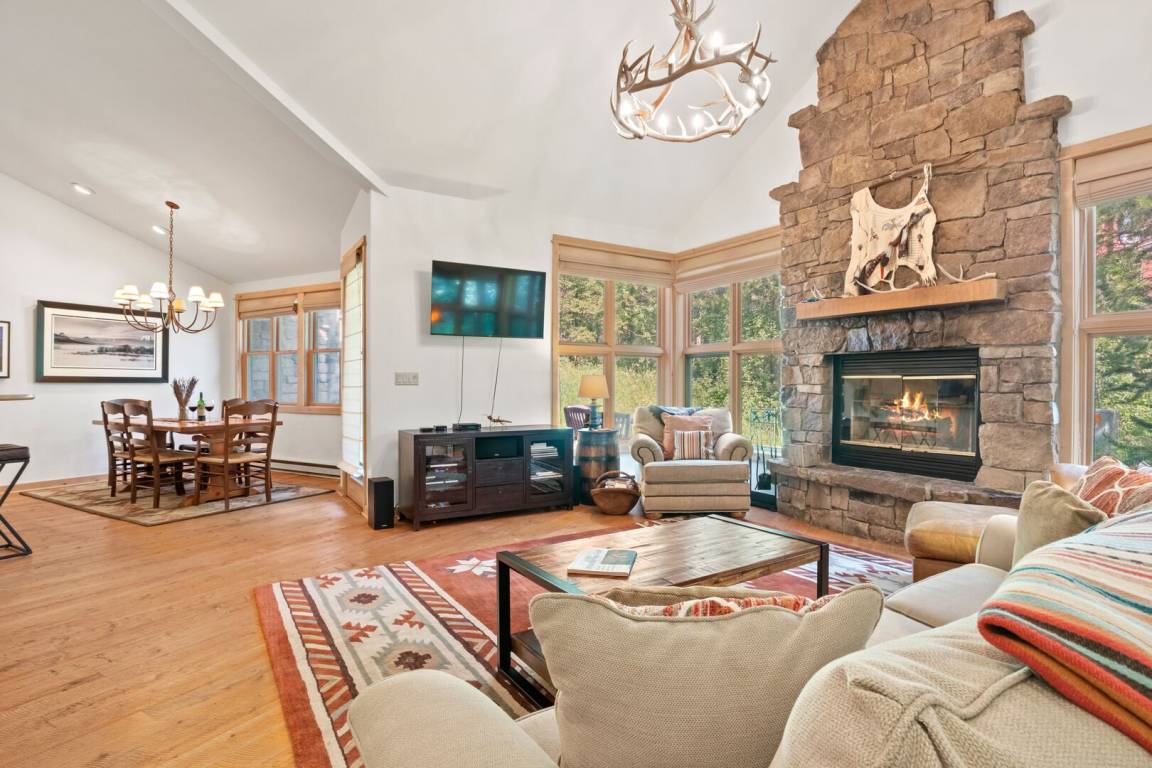 225 M² Villa ∙ 3 Bedrooms ∙ 8 Guests - Teton Village, WY