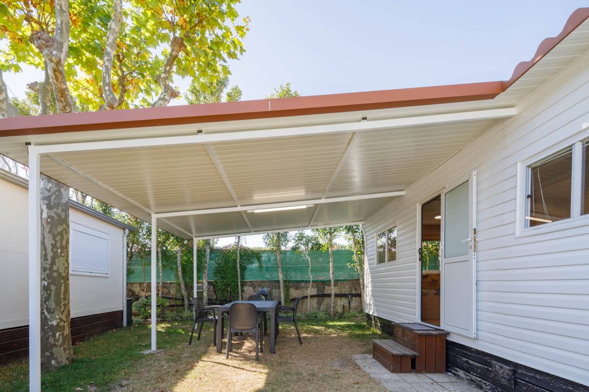 50 M² Bungalow ∙ 3 Habitaciones ∙ 5 Huéspedes - El Grove