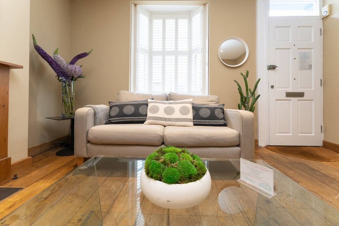 House ∙ 3 Bedrooms ∙ 6 Guests - Brighton Station