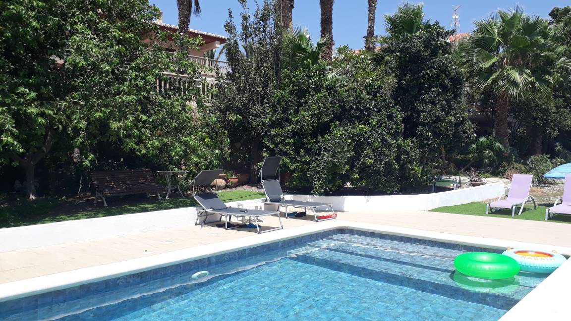 House ∙ 4 Bedrooms ∙ 10 Guests - Costa Tropical