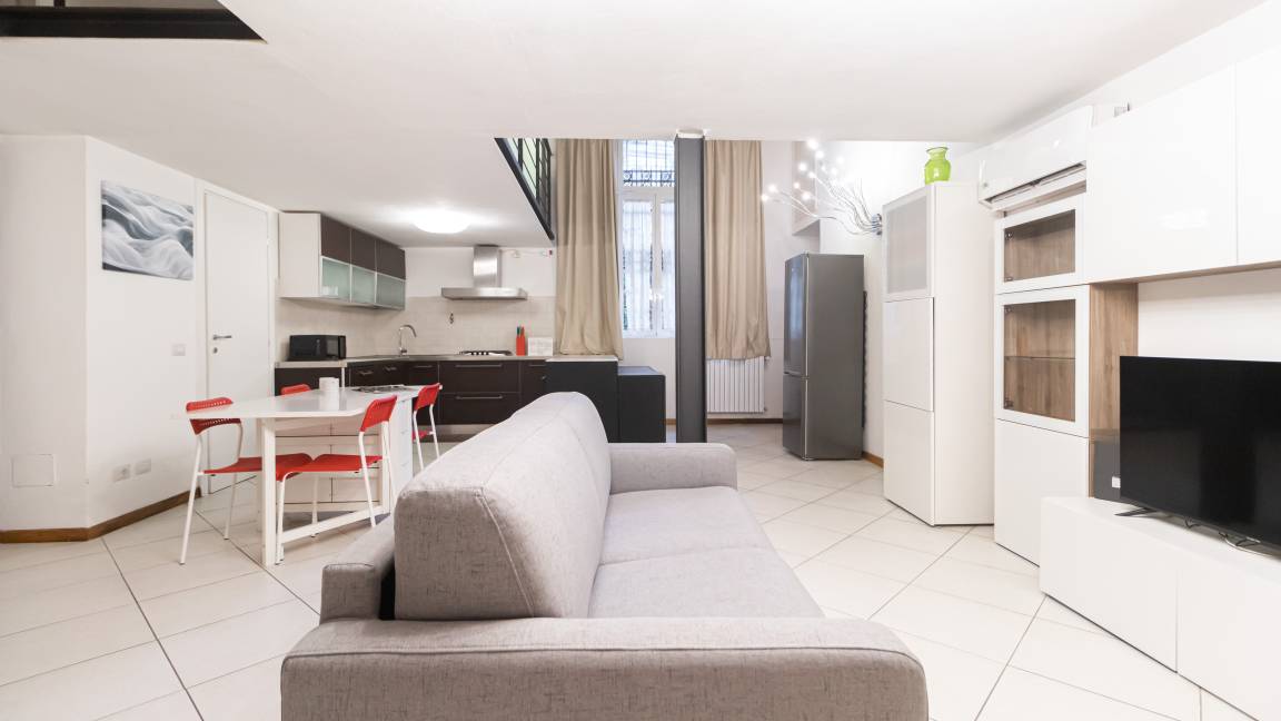 87 M² Appartement ∙ 2 Slaapkamers ∙ 5 Gasten - Milaan