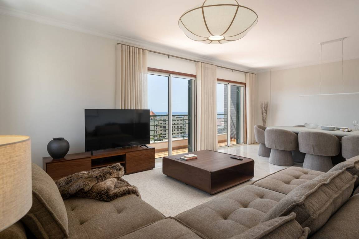 185 M² Ferienwohnung ∙ 4 Schlafzimmer ∙ 8 Gäste - Funchal