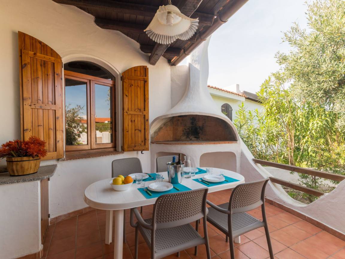 70 M² Resort ∙ 2 Bedrooms ∙ 5 Guests - Sardinia Island
