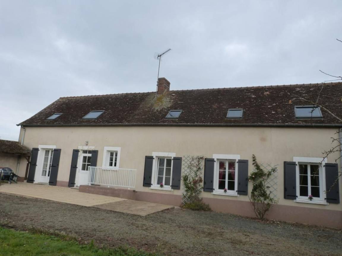 160 M² Cottage ∙ 5 Bedrooms ∙ 10 Guests - Loire Valley