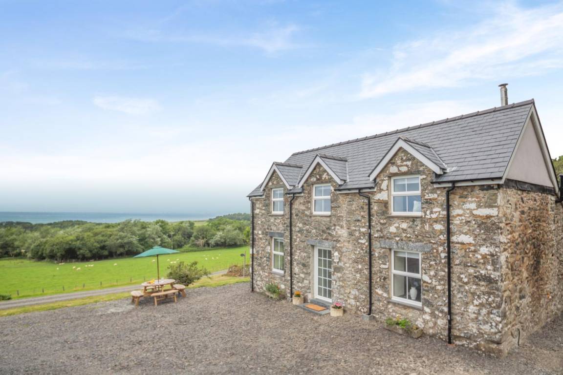 Cottage ∙ 3 Bedrooms ∙ 6 Guests - Tywyn