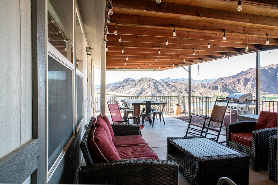 House ∙ 3 Bedrooms ∙ 10 Guests - Buckskin Mountain State Park, Parker