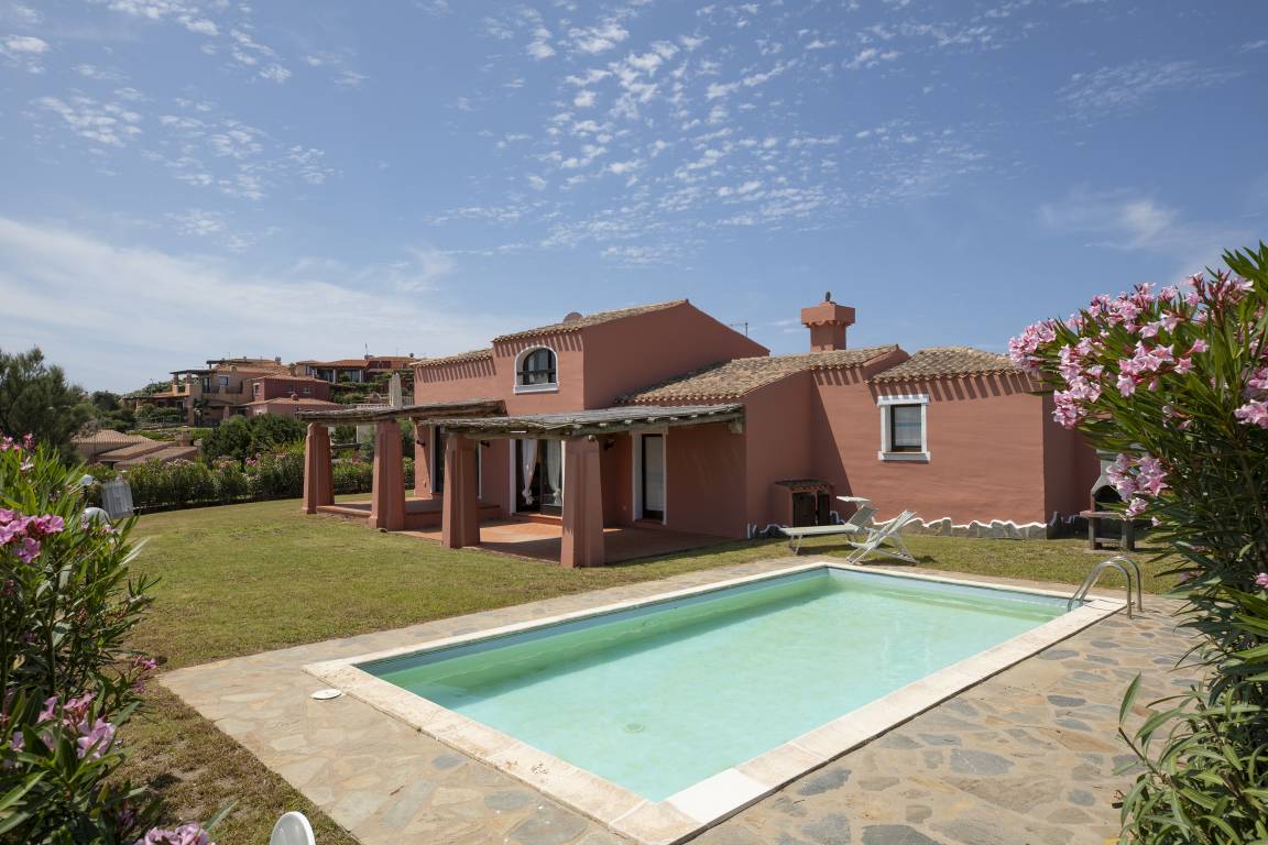 112 M² Villa ∙ 3 Bedrooms ∙ 6 Guests - Stintino