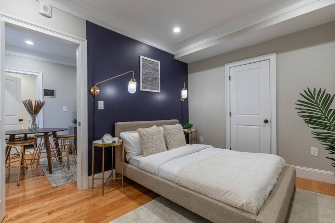 Private Room ∙ 1 Bedroom ∙ 1 Guest - Boston