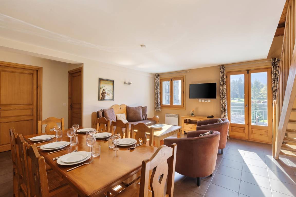 80 M² Apartment ∙ 4 Bedrooms ∙ 8 Guests - Martigny