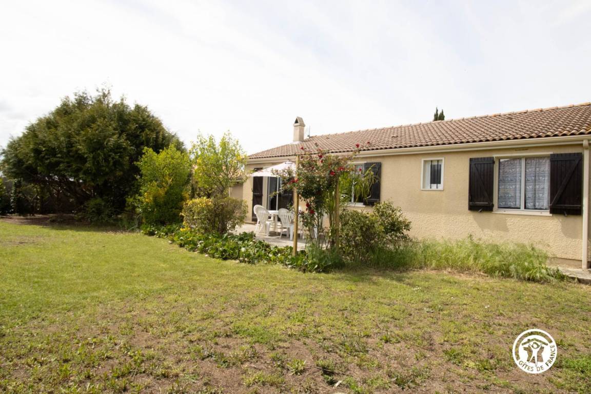 80 M² Gîte ∙ 3 Chambres ∙ 5 Personnes - Ariège