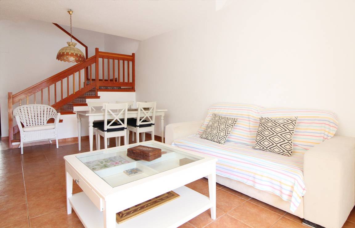 200 M² Bungalow ∙ 4 Habitaciones ∙ 6 Huéspedes - Sagunto