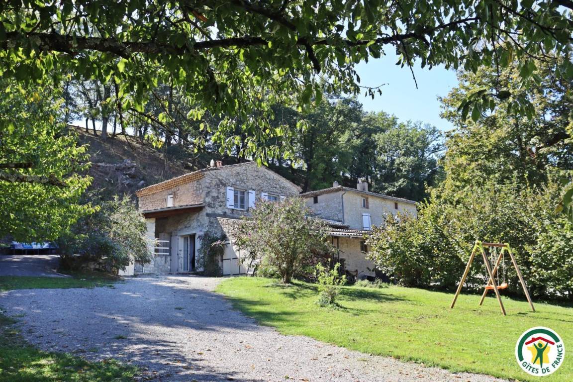 100 M² Gîte ∙ 3 Chambres ∙ 6 Personnes - Saillans