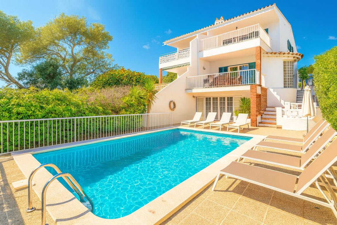 234 M² Villa Vacanza ∙ 4 Camere Da Letto ∙ 8 Ospiti - Cala Galdana