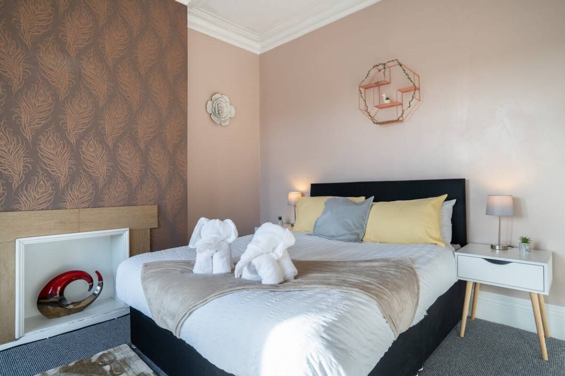 120 M² Apartment ∙ 3 Bedrooms ∙ 5 Guests - Gateshead