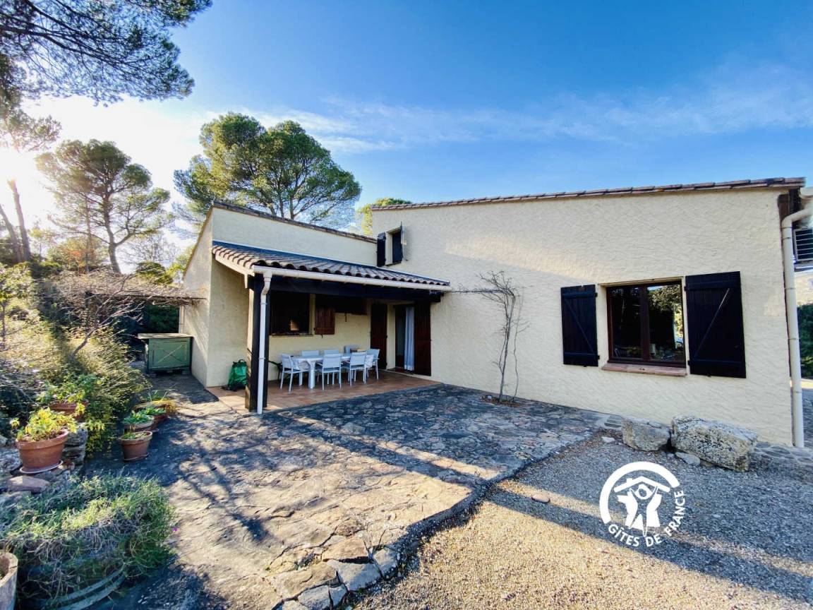 100 M² Gîte ∙ 3 Chambres ∙ 5 Personnes - Lagrasse