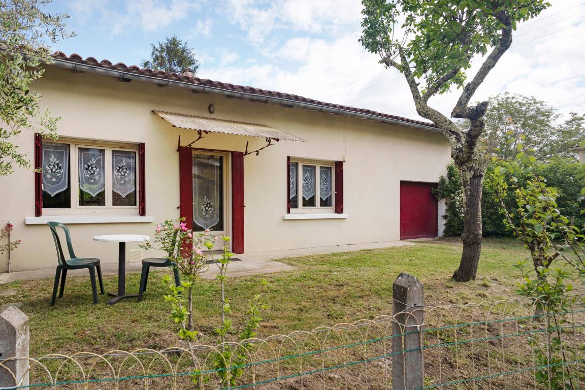 110 M² Casa ∙ 3 Habitaciones ∙ 6 Huéspedes - Aubeterre-sur-Dronne