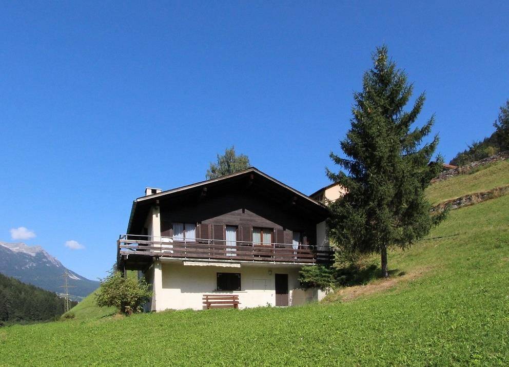 120 M² Apartment ∙ 3 Bedrooms ∙ 6 Guests - Savognin