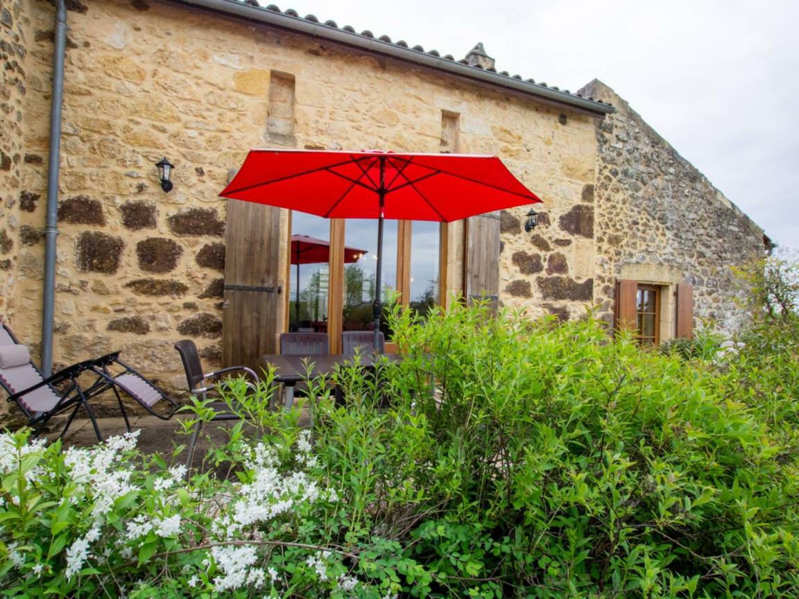 80 M² Cottage ∙ 3 Bedrooms ∙ 6 Guests - Dordogne