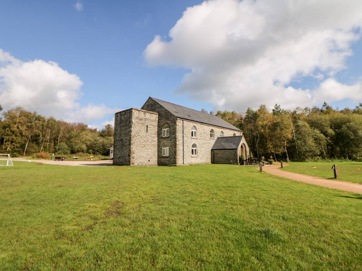 Cottage ∙ 4 Bedrooms ∙ 8 Guests - Matlock