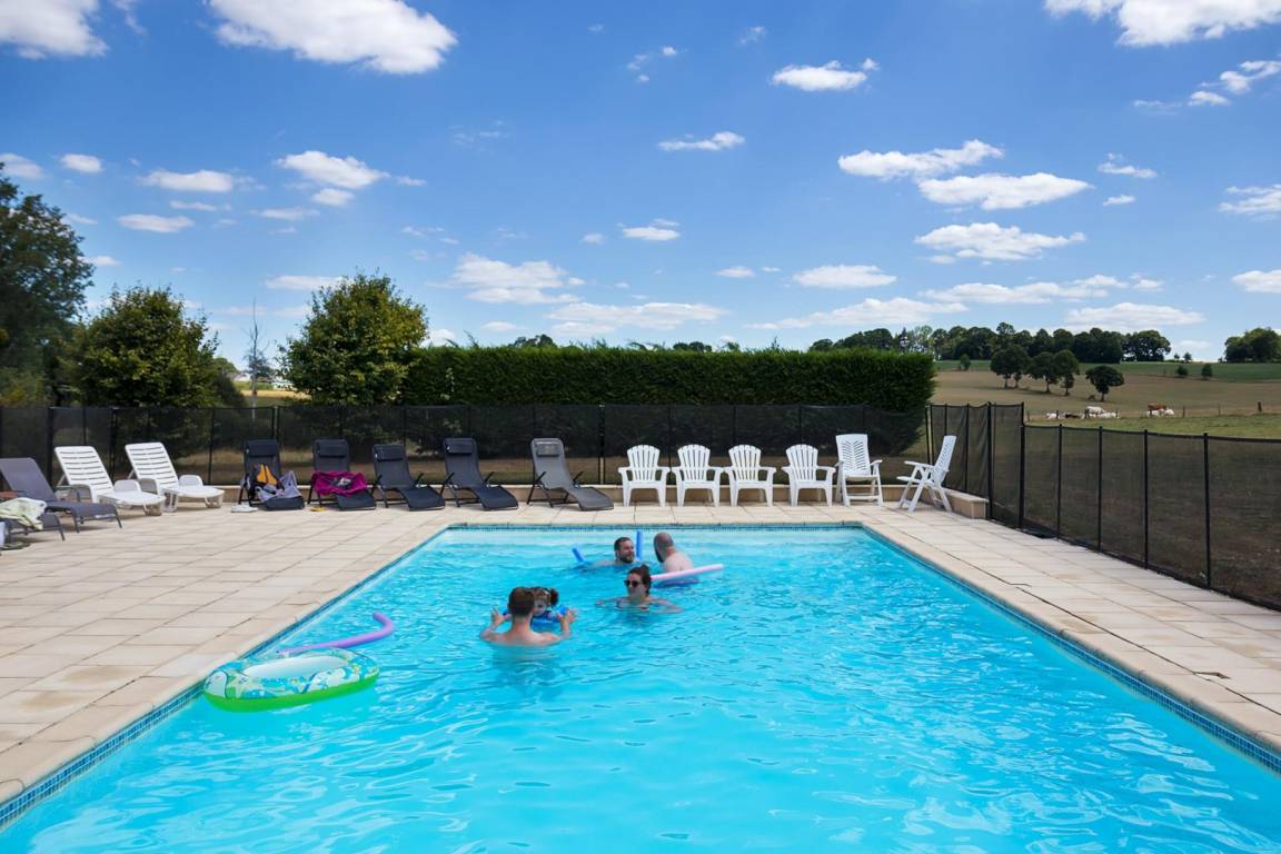 Gîte ∙ 4 Chambres ∙ 8 Personnes - Saint-Hilaire-du-Harcouët