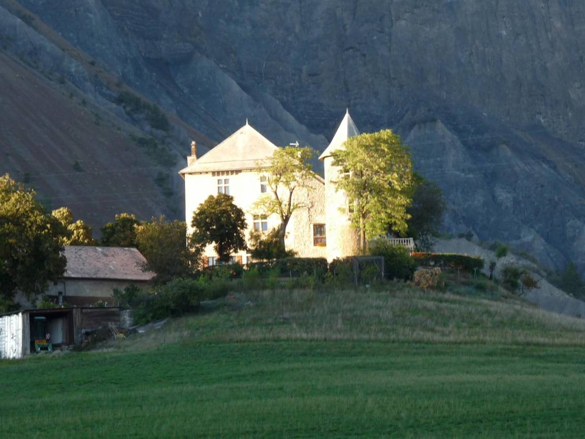 87 M² Gîte ∙ 3 Bedrooms ∙ 6 Guests - Chorges