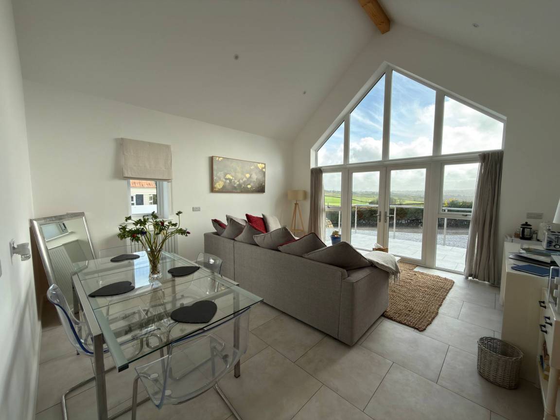 90 M² House ∙ 2 Bedrooms ∙ 4 Guests - Porthleven